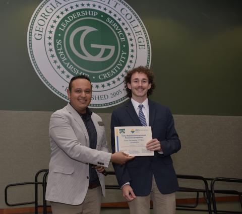Andrew Schilling Wins Best Presentation at 2022 Herty Metal Undergrad ...